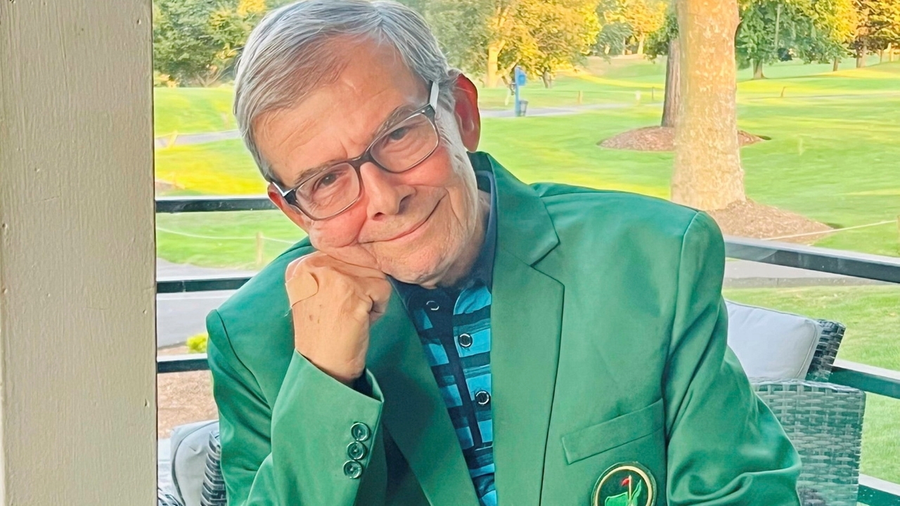 Retired Chaminade math teacher John Laddomada dies - Newsday