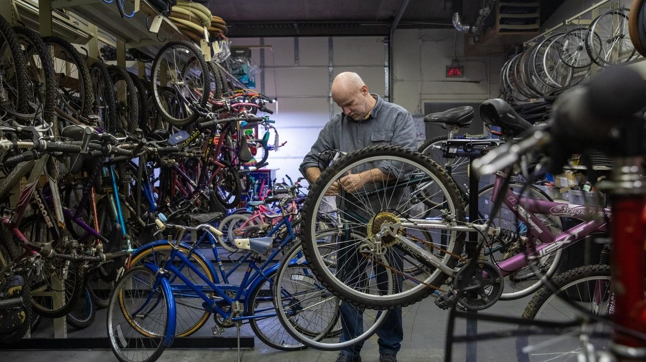 Smithtown, nonprofit partner to restore unwanted bikes for those who ...