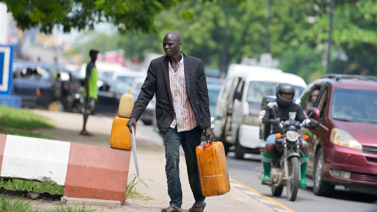 Nigeria's president defends end to fuel subsidy as hardship bites ...