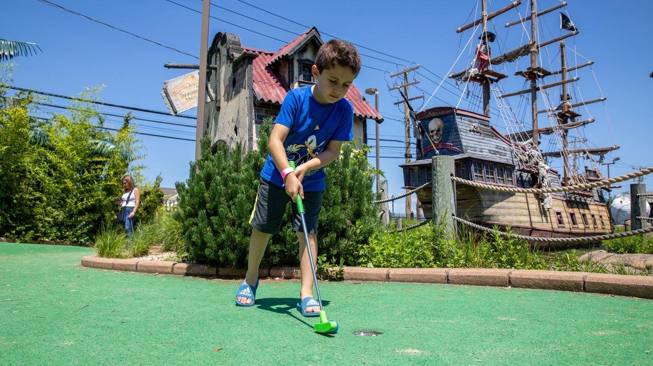 Mini golf courses on Long Island - Newsday