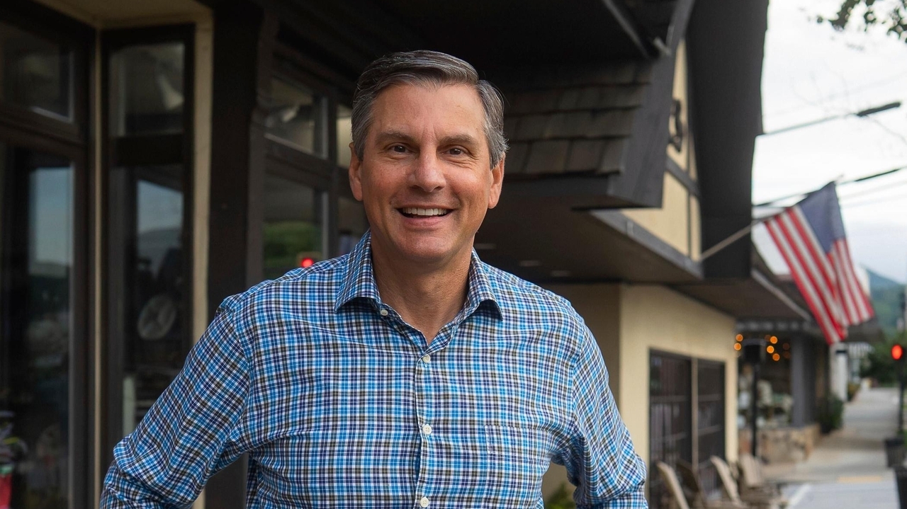 Former Tennessee coach Derek Dooley announces 2026 Senate bid in ...