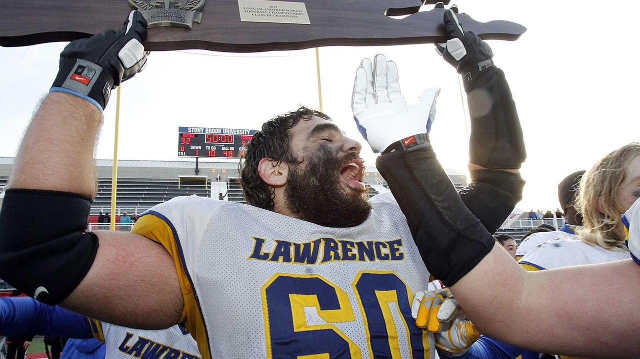 LIC Class III: Lawrence beats Huntington - Newsday