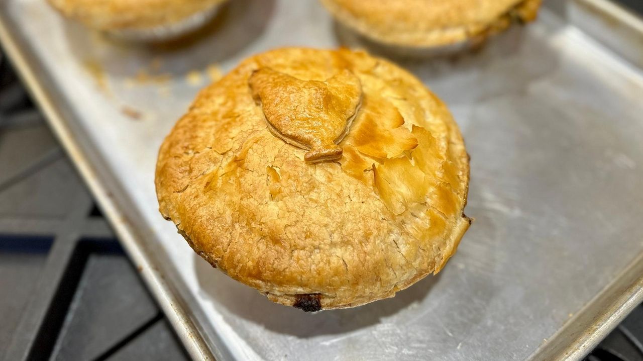 NoFo Pot Pies opens in Mattituck - Newsday