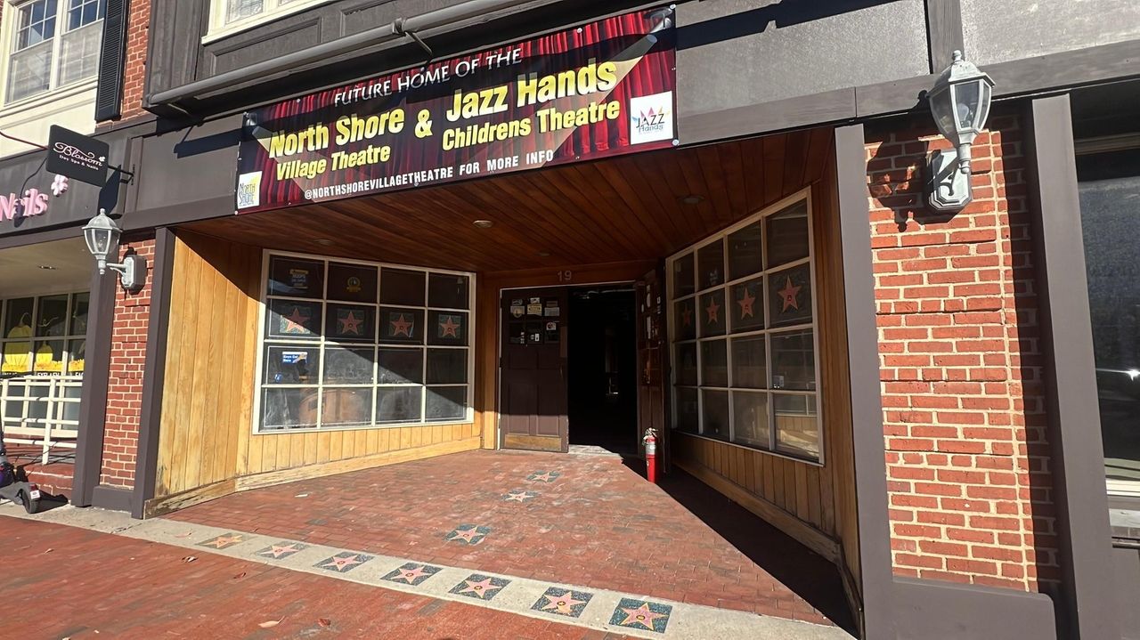 Curtains up in Glen Cove as community theater takes over vacant ...