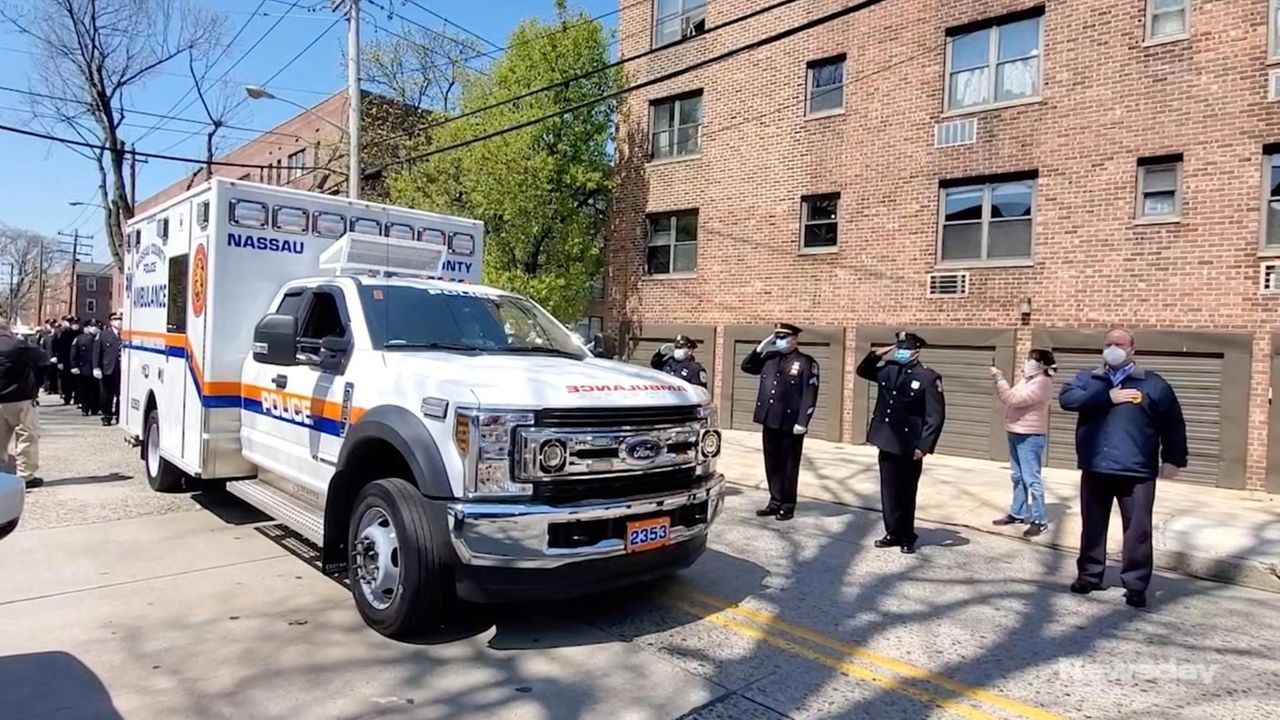 Sands Point police sergeant who lost battle with COVID-19 honored - Newsday