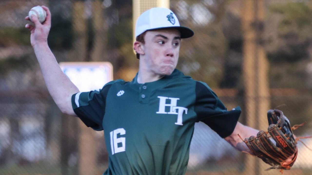 Chaminade vs. Holy Trinity - Newsday