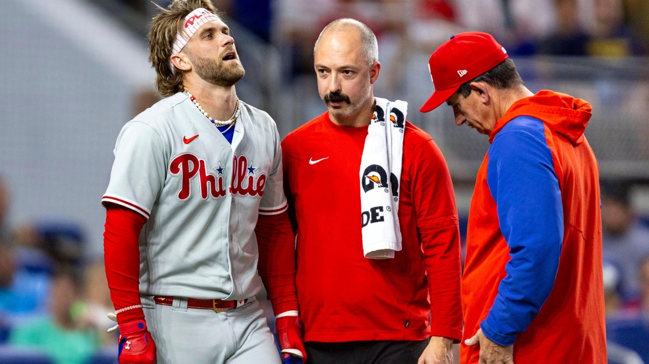 Phillies' Bryce Harper hit on surgically repaired elbow by pitch ...