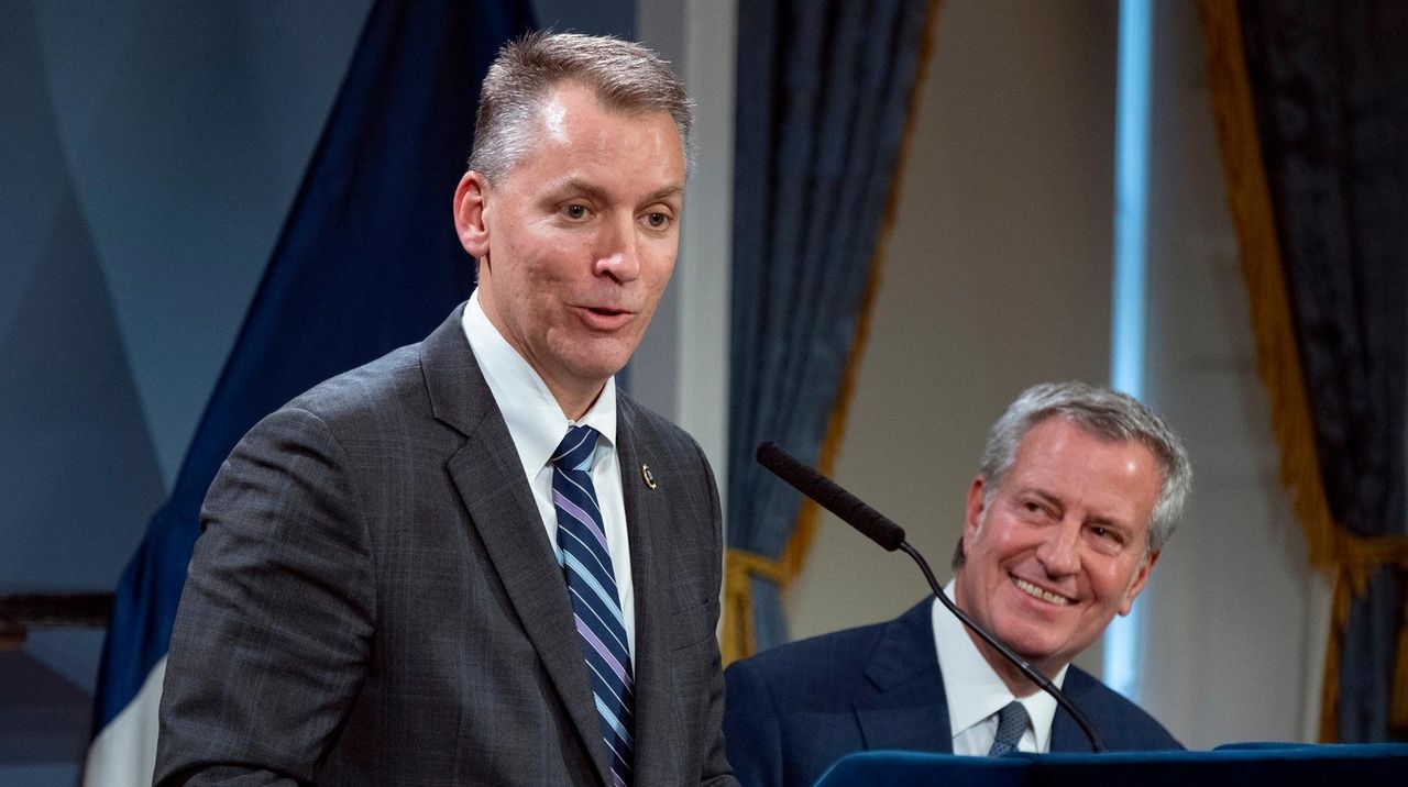 Dermot Shea, street cop who rose to detective chief, to lead the NYPD ...