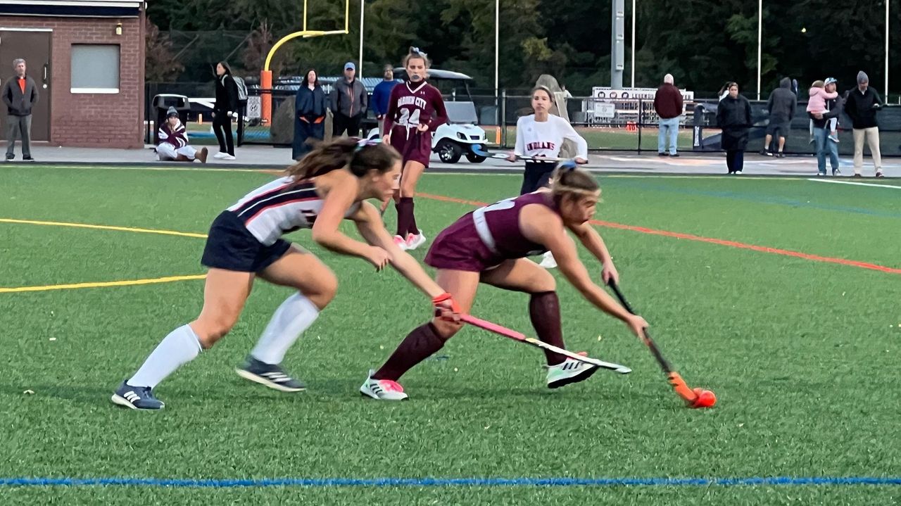 Sheila Mullins, Rory Heslin score in shootout to give Garden City field ...