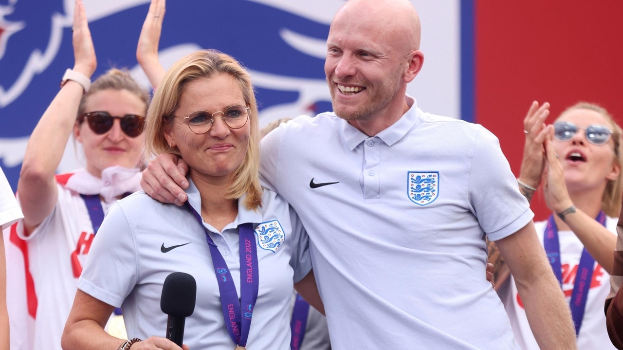 England assistant coach Arjan Veurink going home to coach the ...