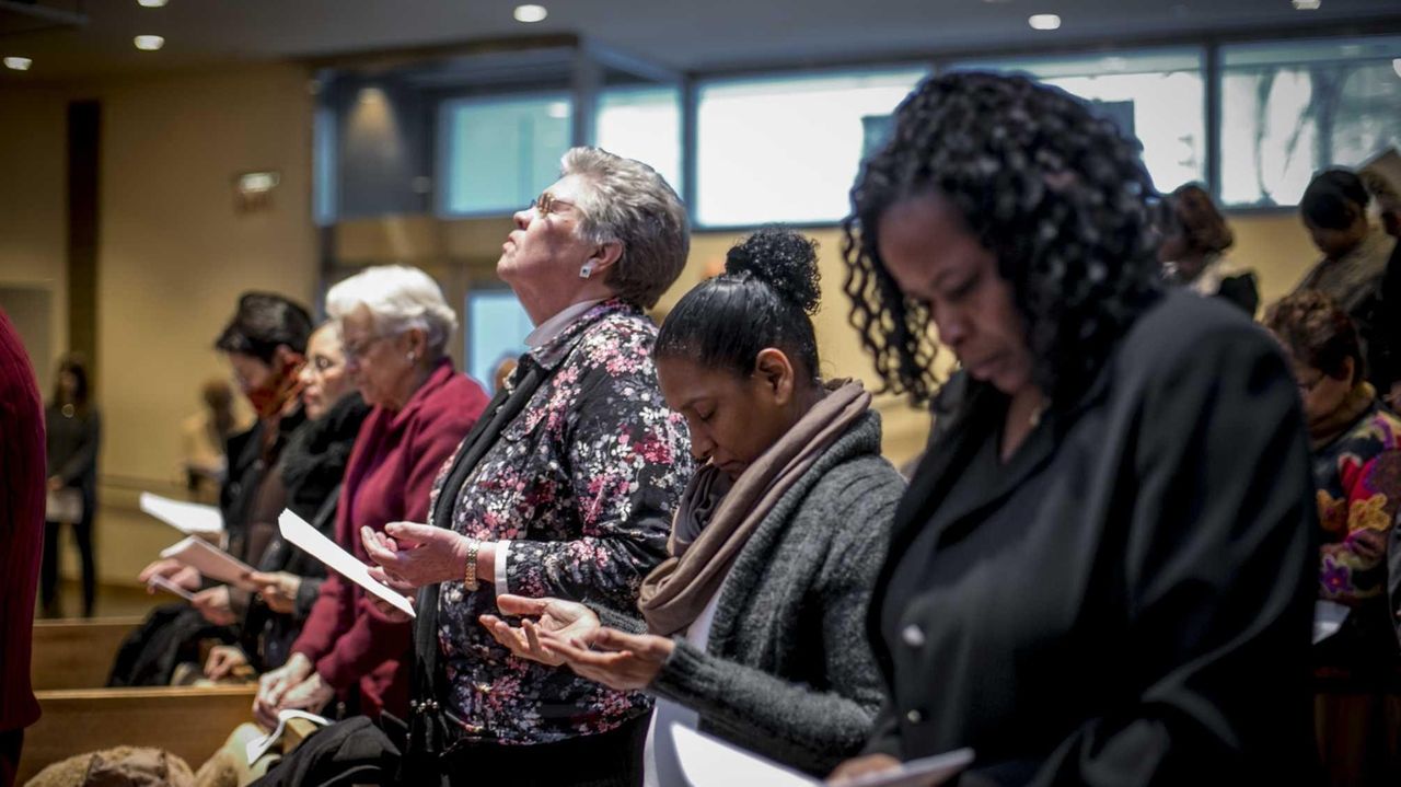 Interfaith gathering in Manhattan discusses steps to stop racism - Newsday