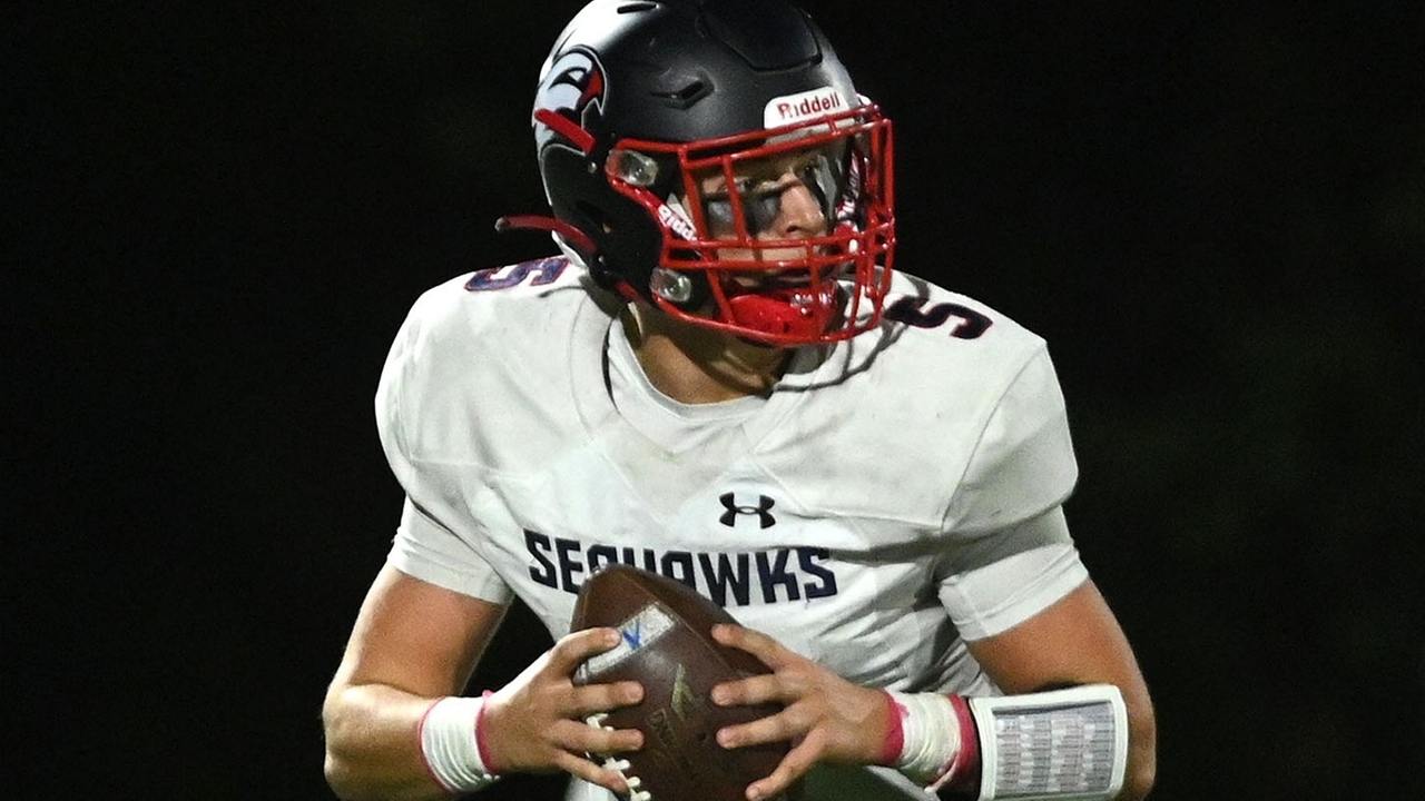 Cold Spring Harbor football sparked by Sam Bruno, big plays in win over ...
