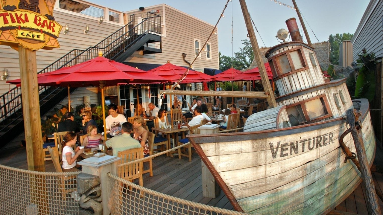 Shipwreck Tavern - Newsday