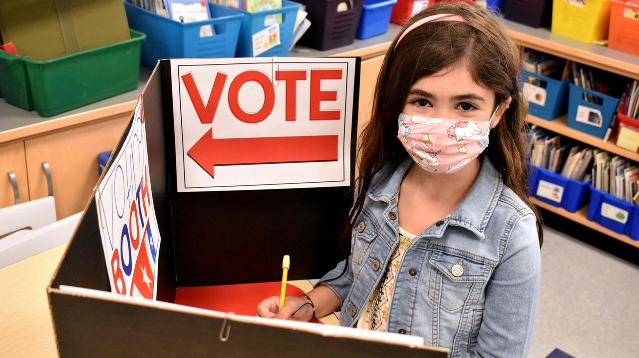 Nassau School Notebook: LI students learn importance of voting - Newsday