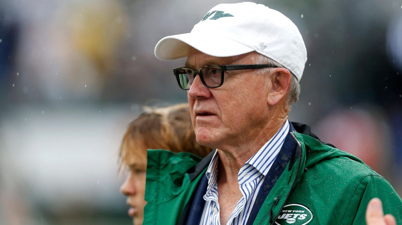 Jets owner Woody Johnson 'anxious' and 'optimistic' on getting Aaron Rodgers - Newsday