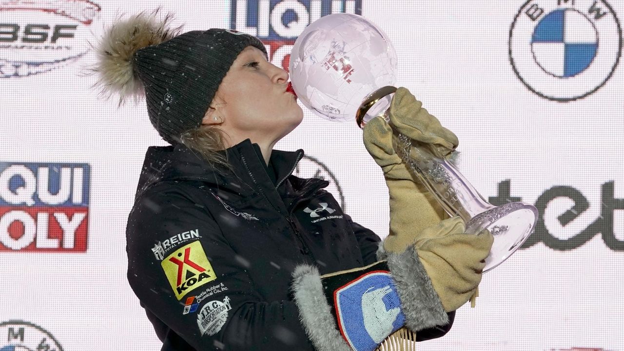 Bobsledder Kaillie Humphries, 3-time Olympic gold medalist, announces ...