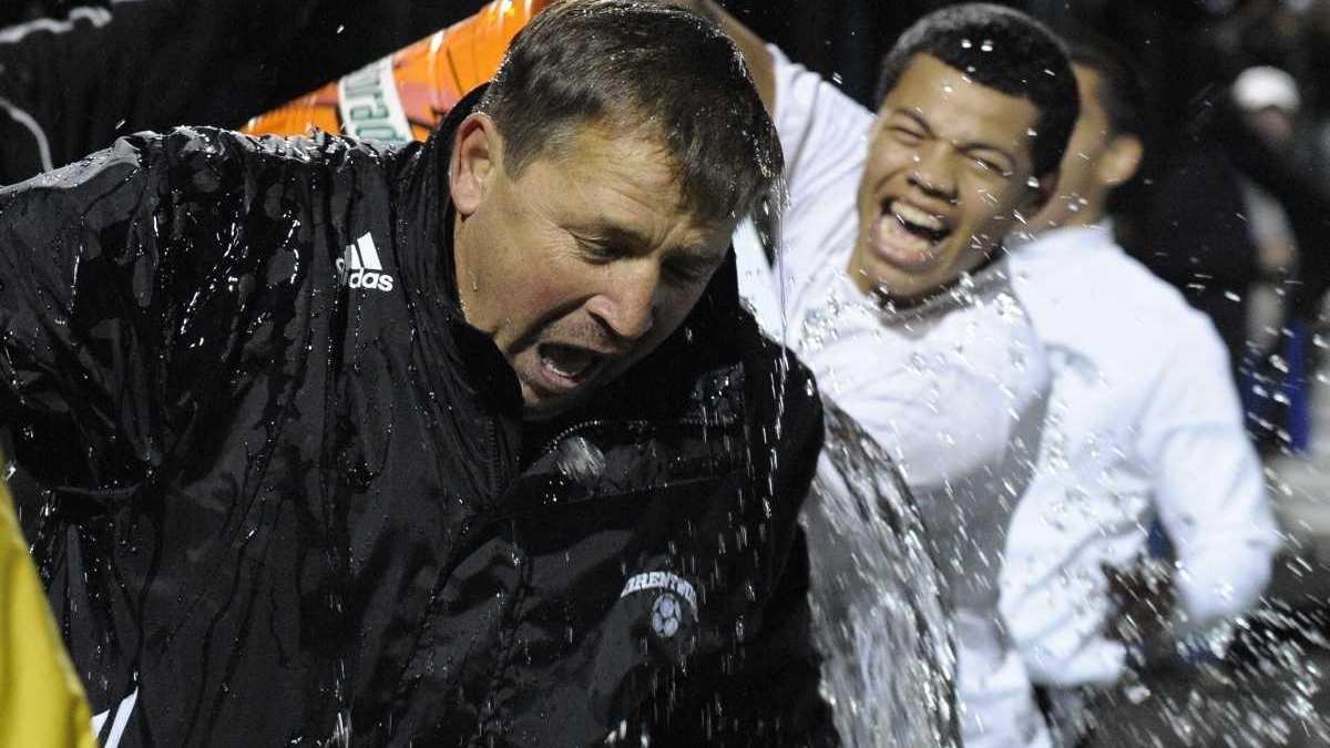 Brentwood coach Ron Eden gets career win No. 250 - Newsday