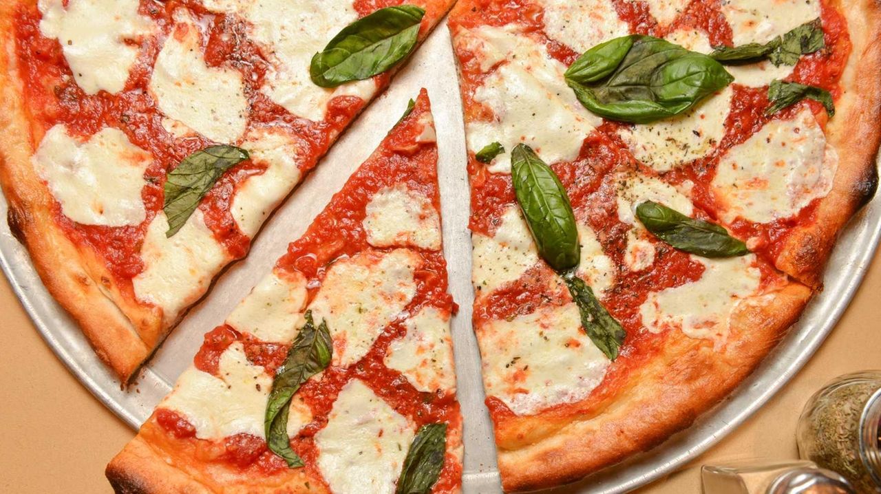 Umberto’s opens new location in Massapequa Park - Newsday