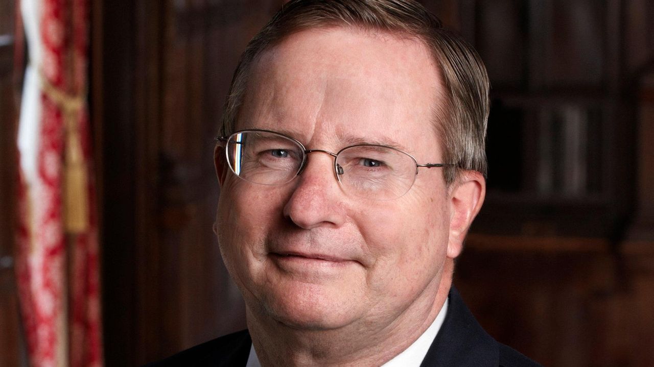 Richard Dibble dies; director at NYIT's Center for Human Resource ...