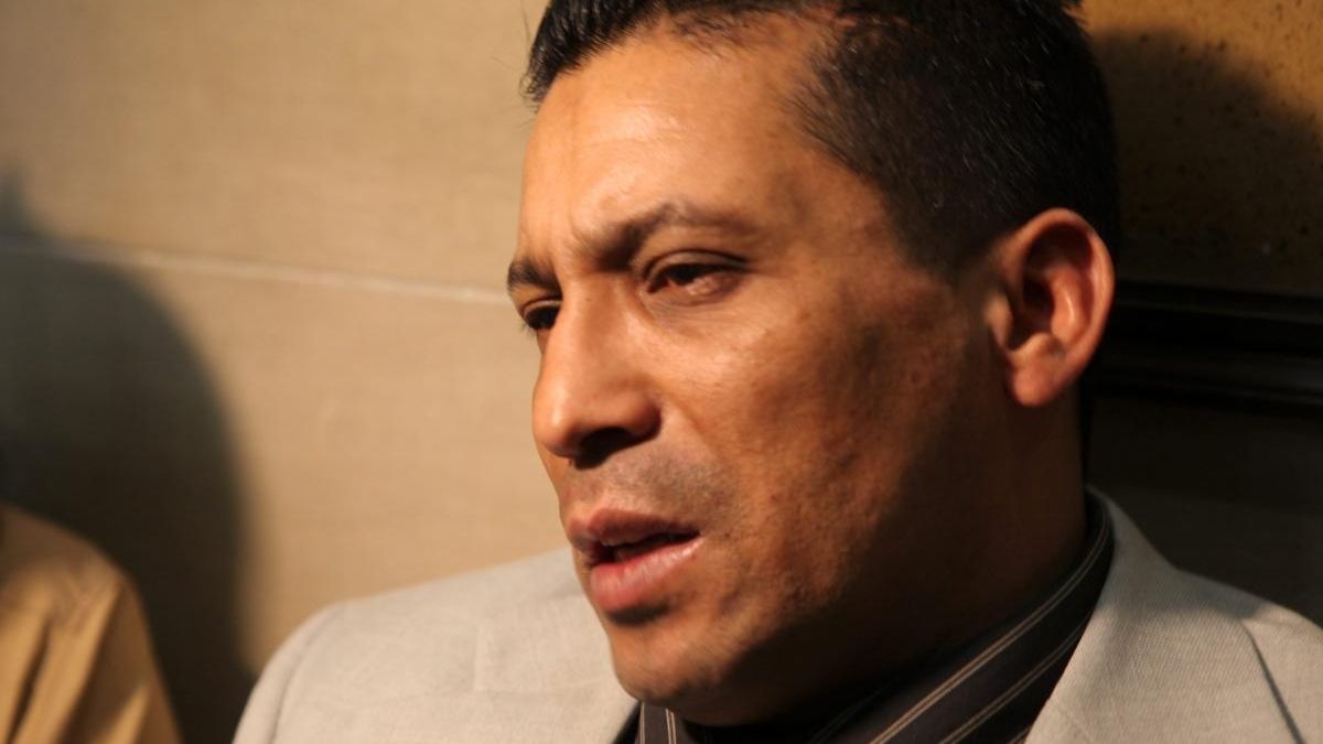 Victims' husband, dad testifies in Lawrence murder trial - Newsday