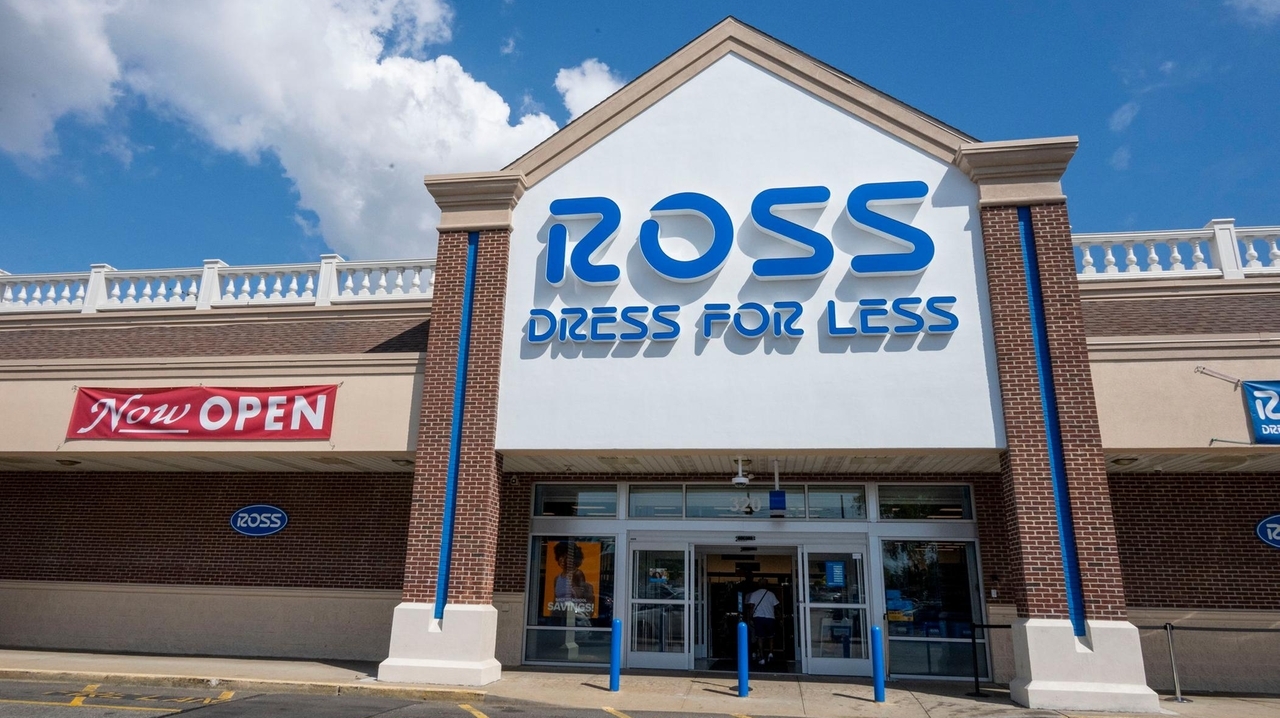 Ross Dress for Less opens first LI location in Hempstead - Newsday