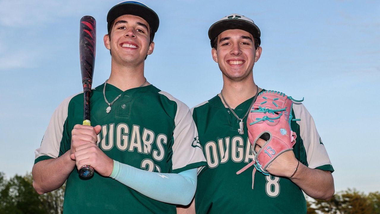 Bellmore JFK twins Derek and Ryan Yormack having a blast - Newsday