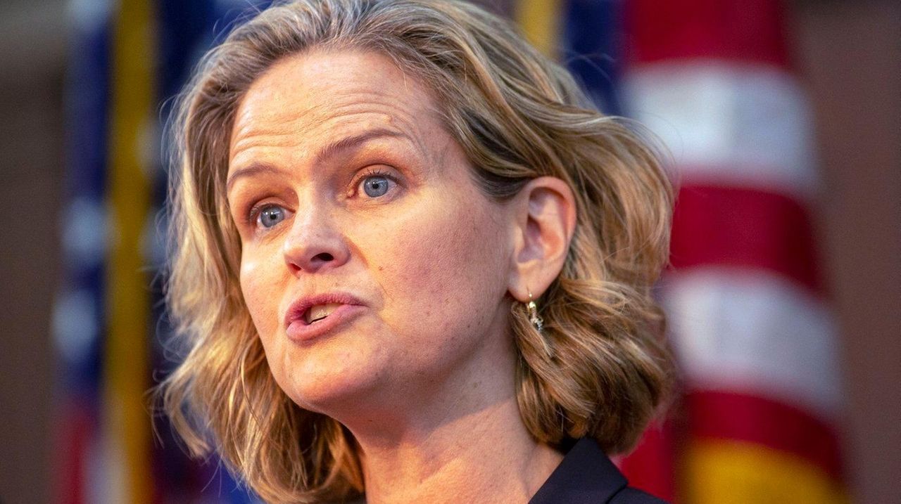 Nassau Executive Laura Curran needs to get it right - Newsday