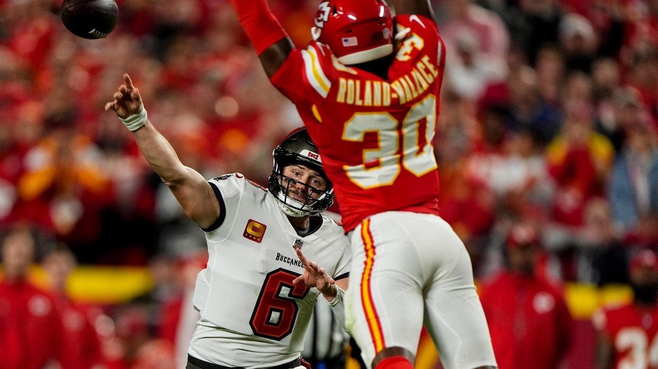 Bucs host 49ers with both teams aiming to build momentum for strong ...