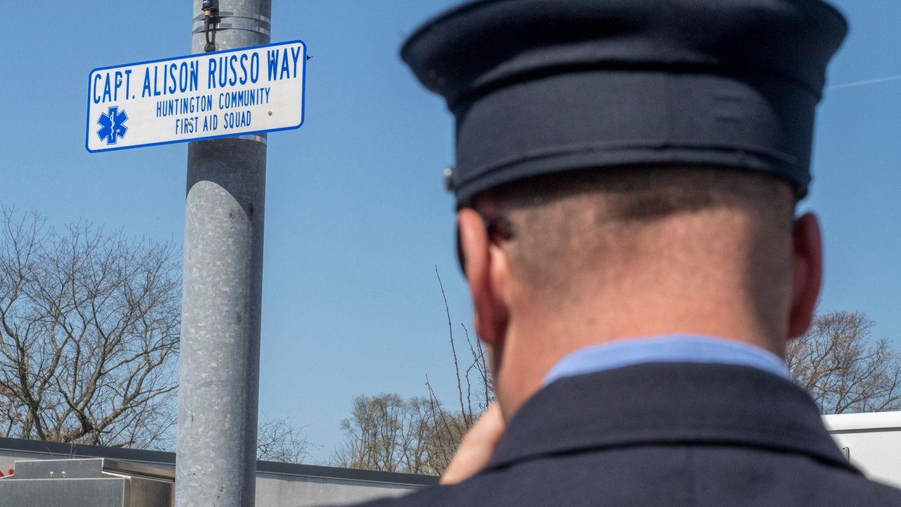 Huntington Station street renamed for slain FDNY paramedic Alison Russo ...