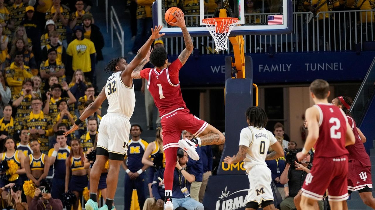 Ware has key basket and defensive play in last minute to lift Indiana ...