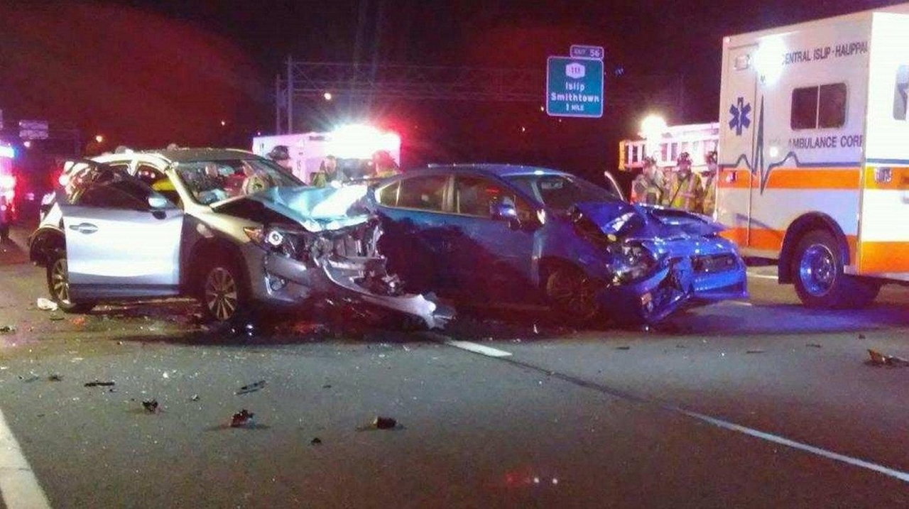 Cops: Man arrested, two injured in 5-car LIE crash - Newsday