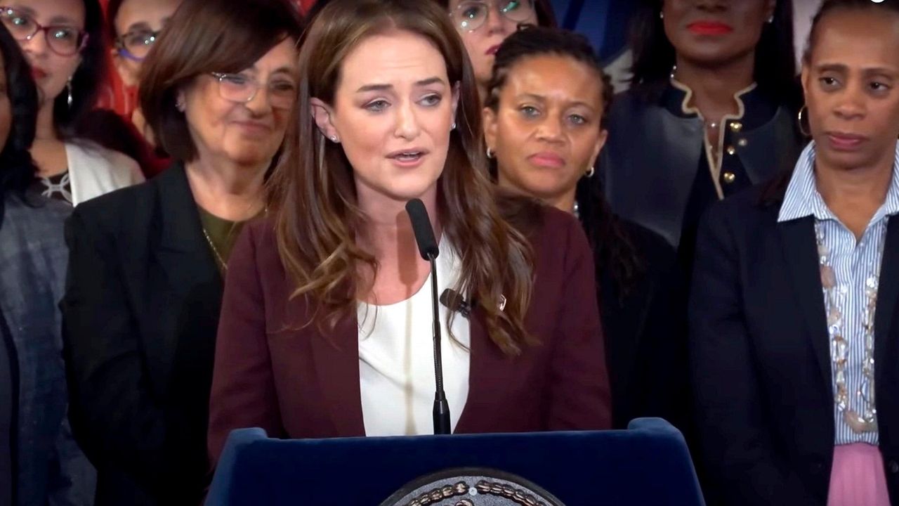 Laura Kavanagh appointed FDNY commissioner, first woman to hold the ...