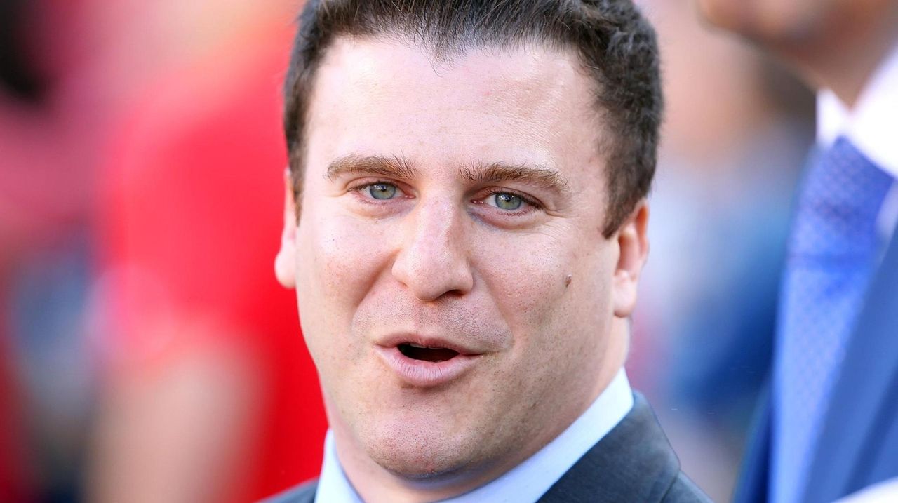 Jets interview LI's Mike Greenberg for GM job and Steve Spagnuolo, Mike ...