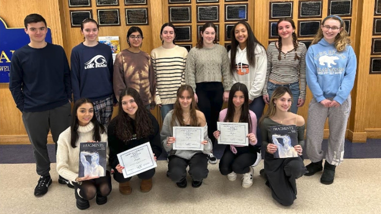 School Notebook: 12 LI student magazines win awards - Newsday