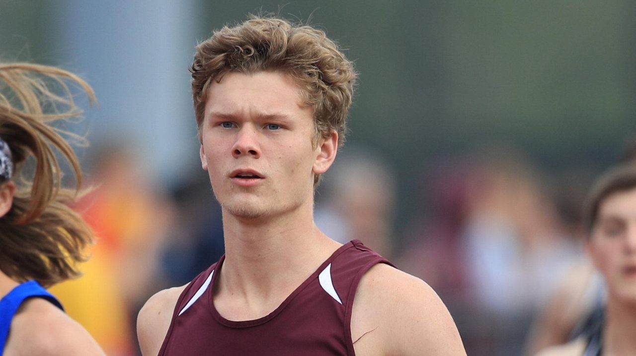 Whitman pentathlete Jack Poplawski seeks another state title - Newsday