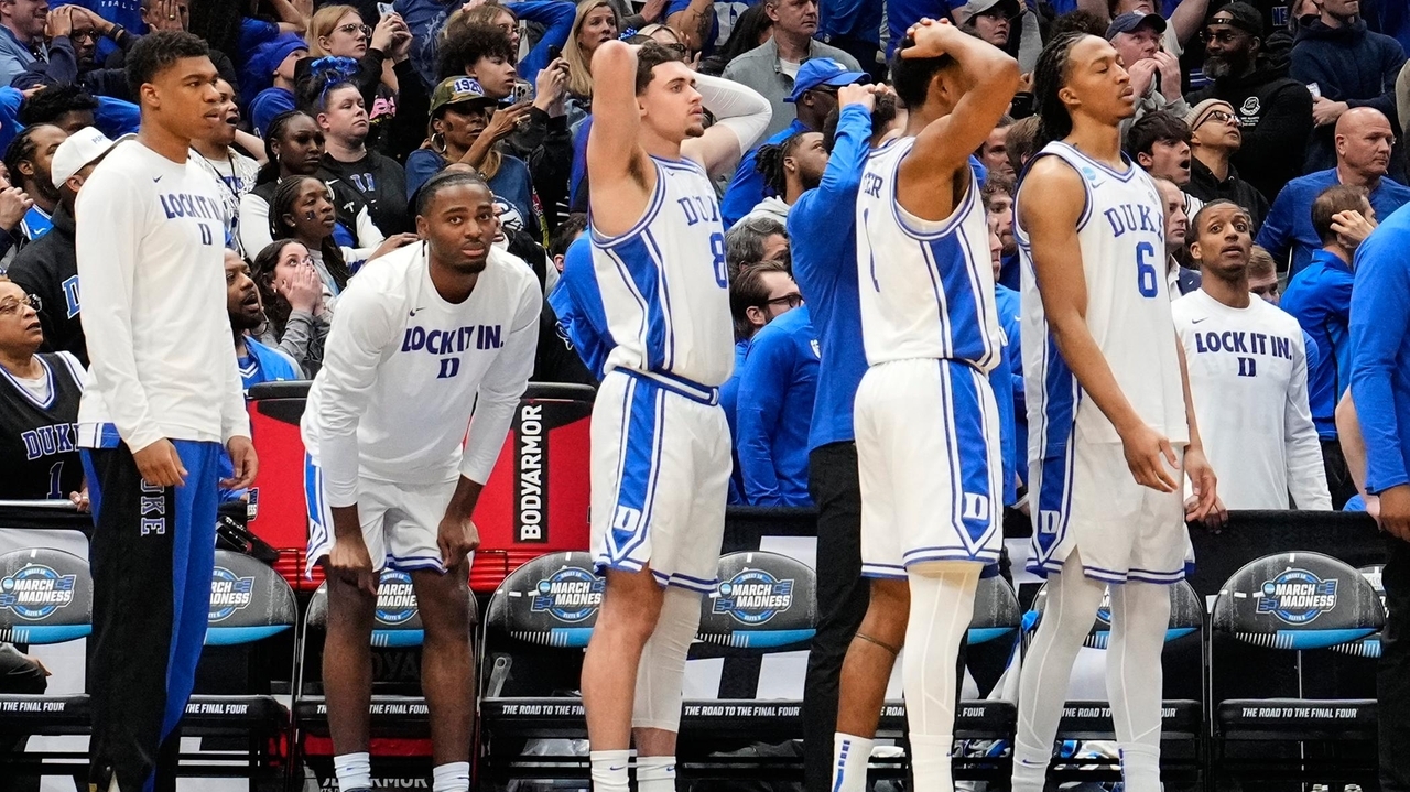 Another late collapse ends the season for a Duke team that looked good ...