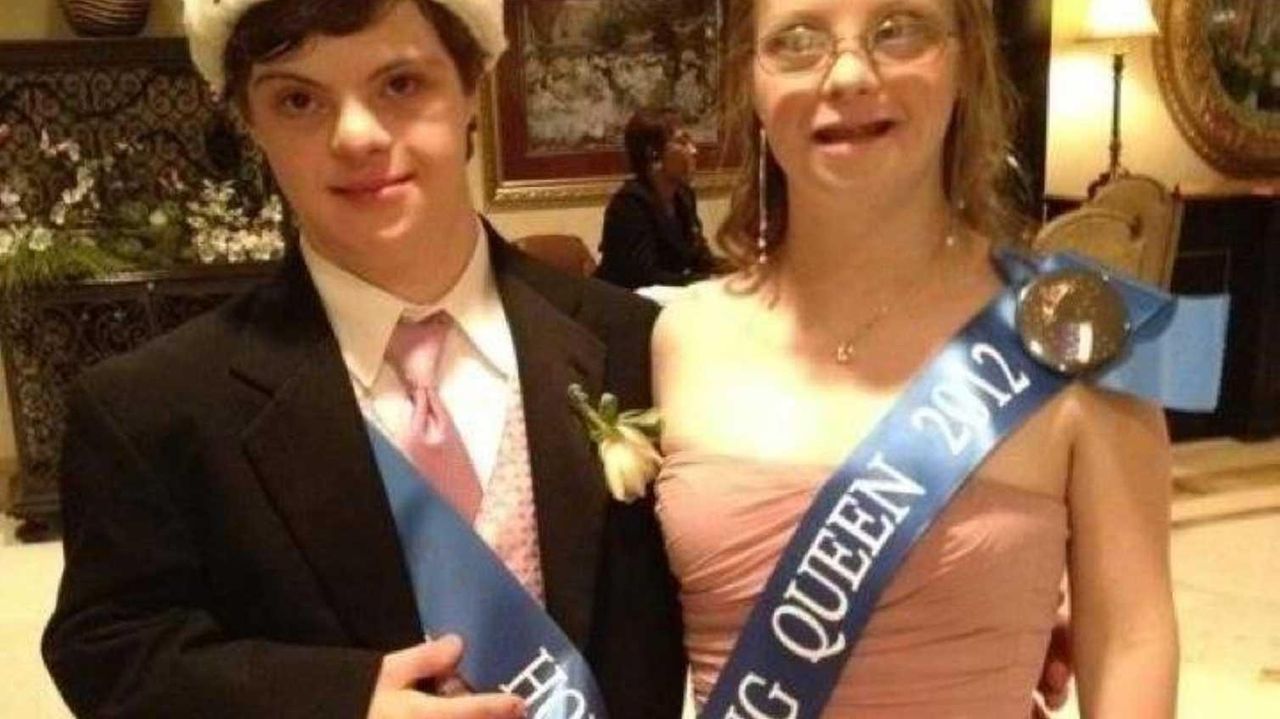 Long Island teens with Down syndrome voted prom king, queen - Newsday