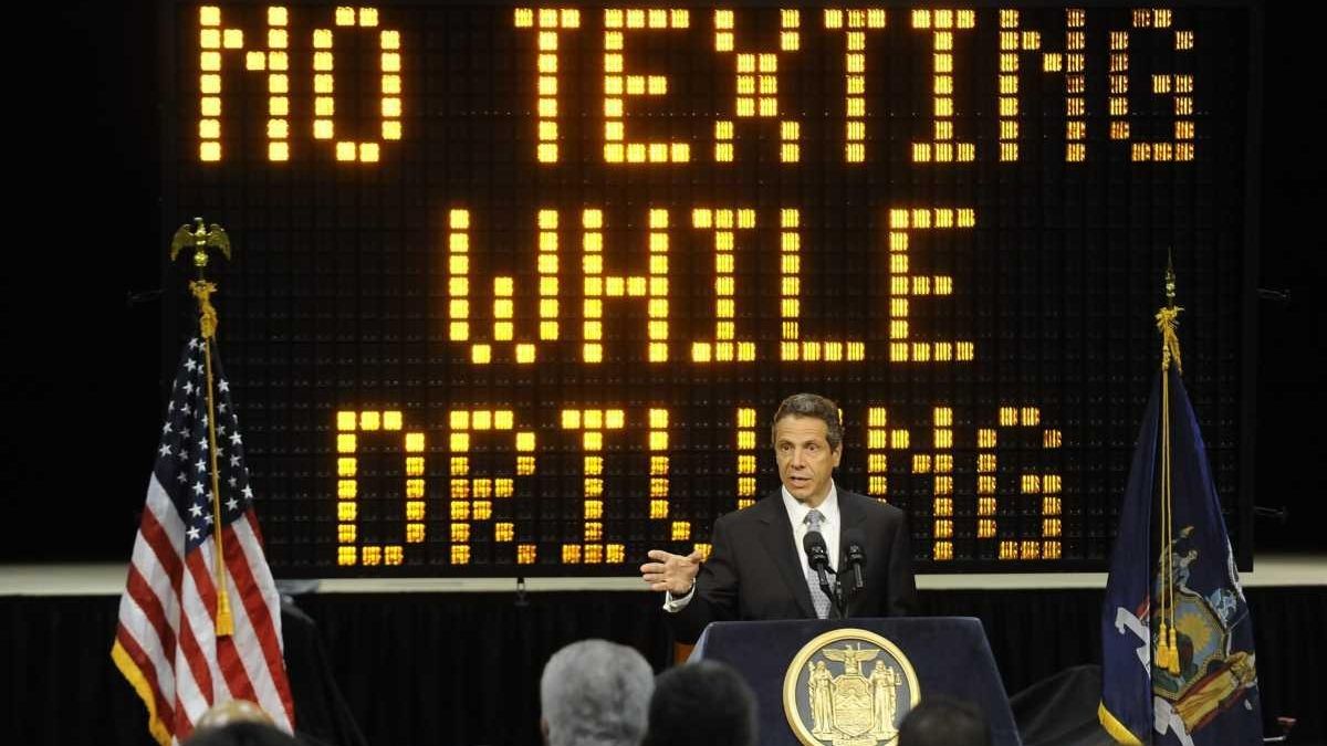 Cuomo signs new texting-while-driving law - Newsday
