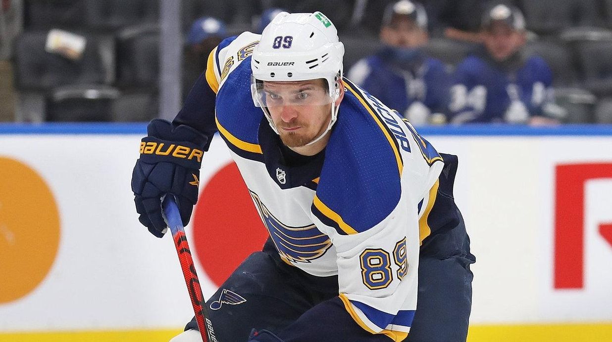 Buchnevich returns to MSG to find Lafreniere in his place - Newsday