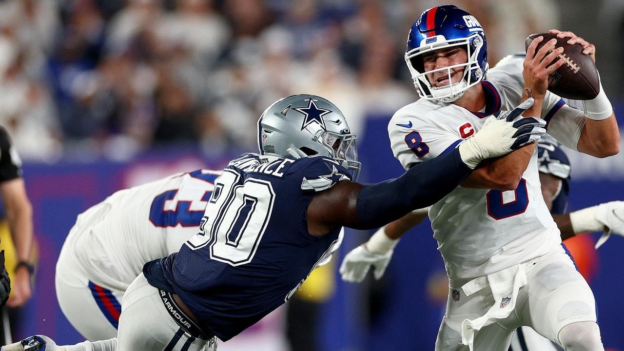 Giants' Evan Neal: 'I've just got to play better' - Newsday