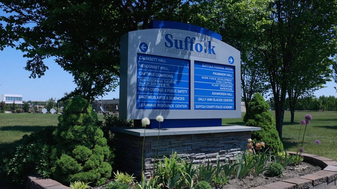 Suffolk Legislature OKs 4-year contract, 10% pay hike for community ...