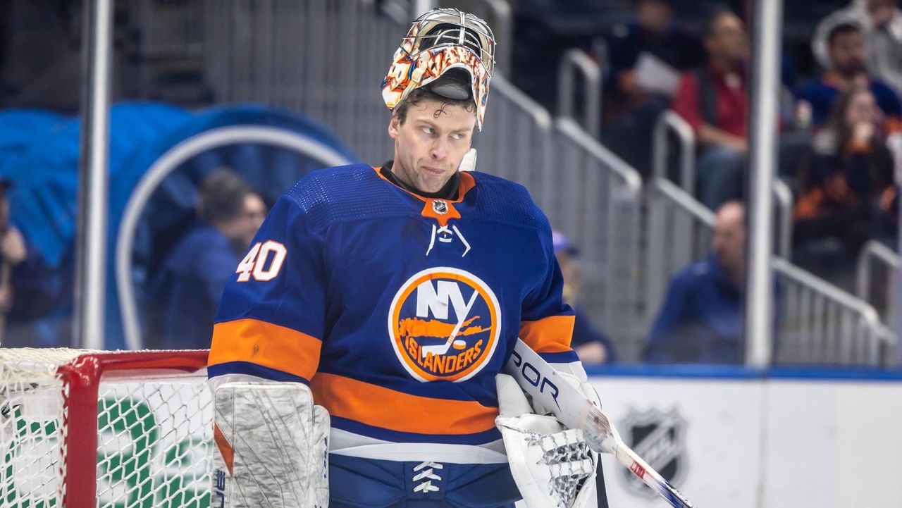 Islanders' losing streak hits three with overtime loss to Senators ...