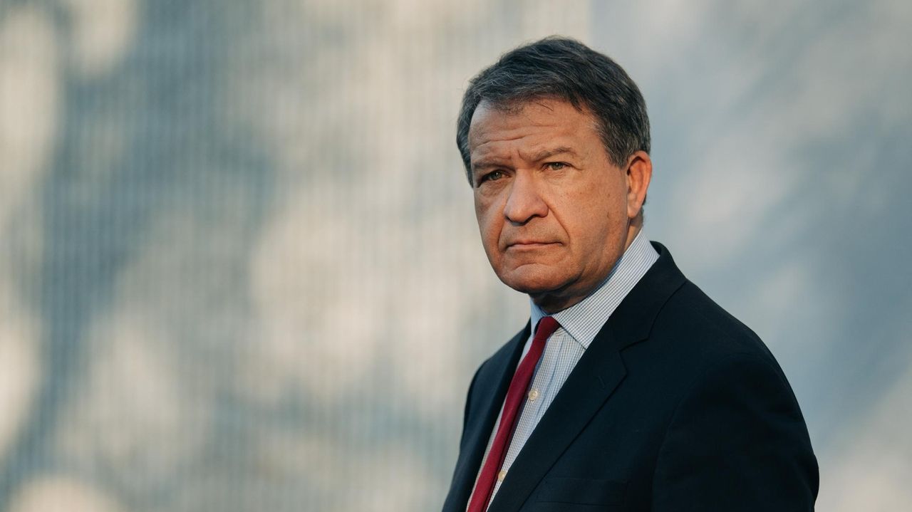 New York State Democratic voters choose more centrist candidates in ...