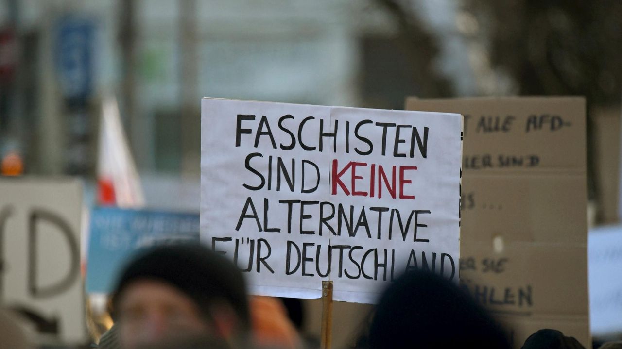 Protests Against Germanys Far Right Gain New Momentum After Report On Meeting Of Extremists