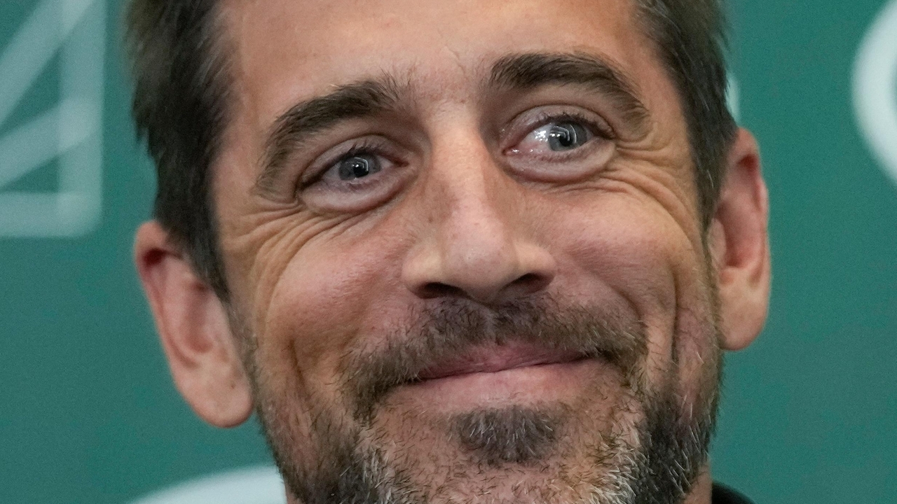 Aaron Rodgers euphoria overshadows Jets' draft selections - Newsday