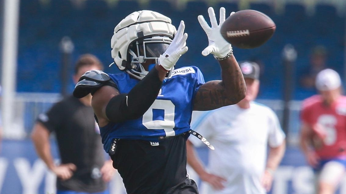 Giants rookie receiver Malik Nabers makes catches, shows fighting ...