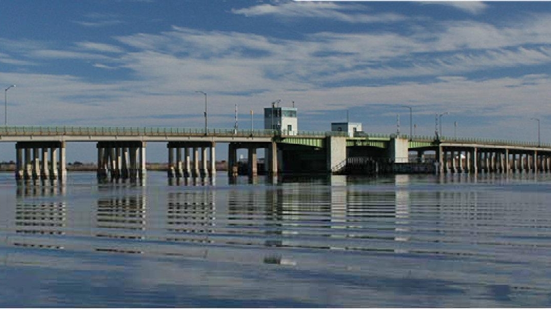Smith Point Bridge gets funding in $526.3M Suffolk capital plan - Newsday