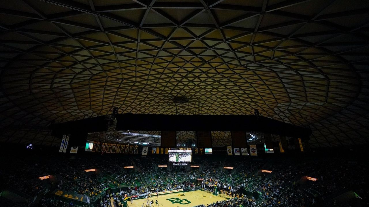 No. 10 Baylor makes 19 3s in Ferrell Center finale, a 107-48 win over ...