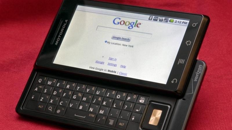 Review: Google's Droid could be iPhone killer - Newsday