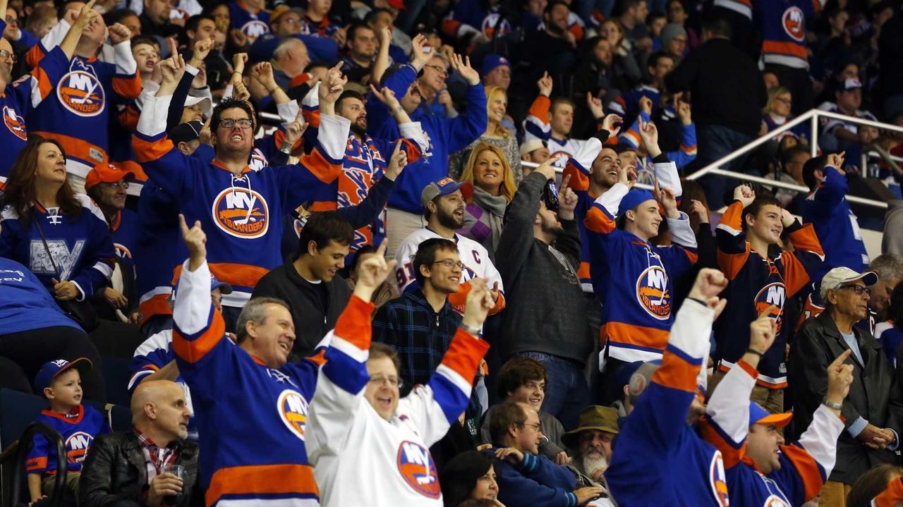 Isles always love you: Islanders fans share mixed feelings about team's ...